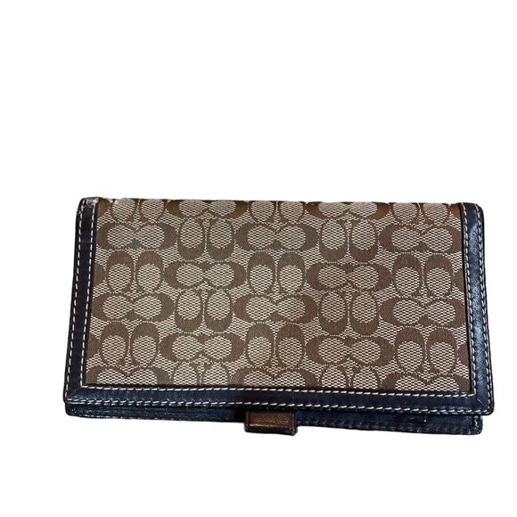 Coach | Bags | Coach Brown Tan Canvas Signature Patent Trim Checkbook ...